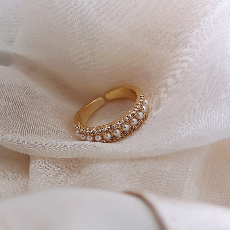 Luxury Ring in Gold and Pearls – Koala Brands